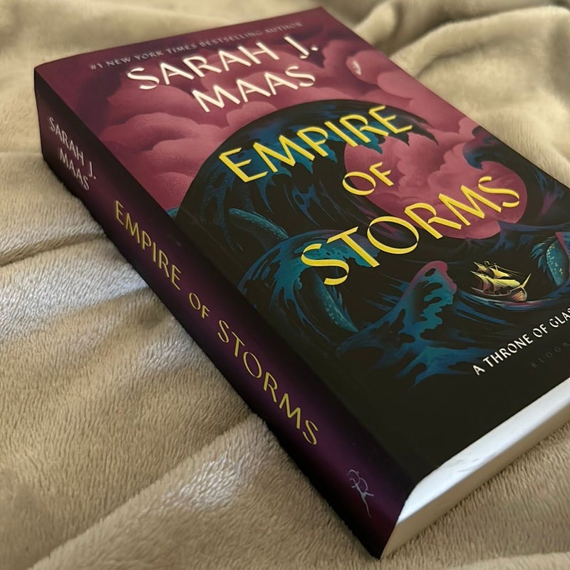 Empire of Storms by Sarah J. Maas, Paperback | Pangobooks