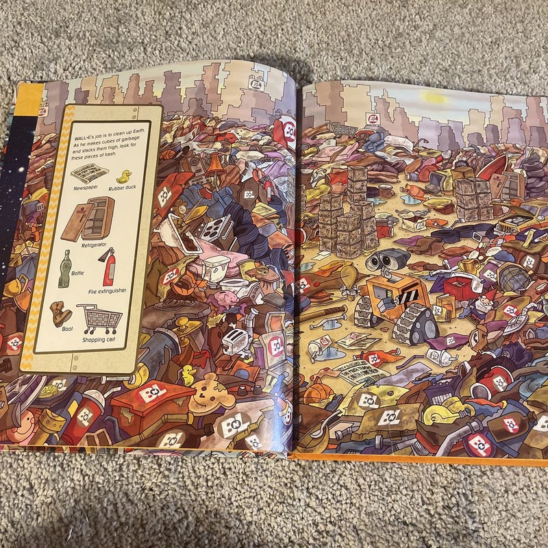 Wall--E Look and Find by Publications International Ltd. Staff