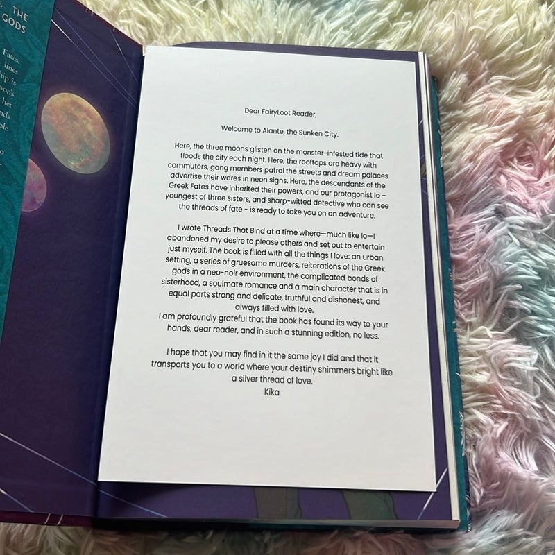 Threads That Bind by Kika Hatzopoulou, Hardcover | Pangobooks