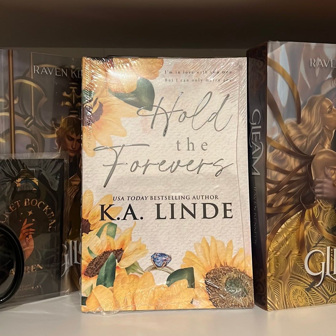 Hold the Forevers by K.A. Linde, Paperback | Pangobooks