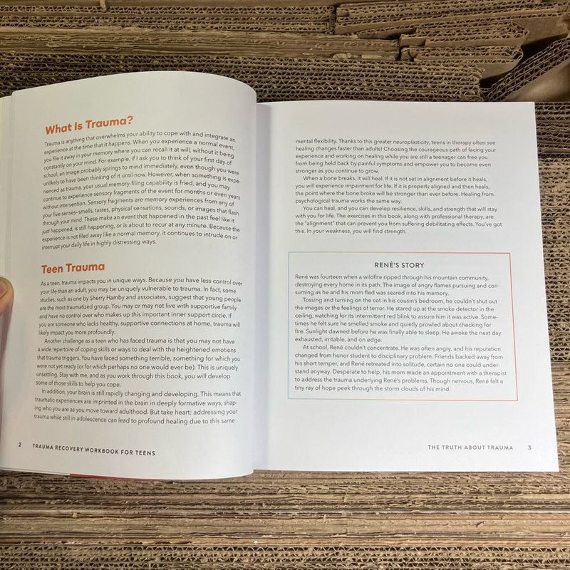 Trauma Recovery Workbook for Teens by Deborah Vinall