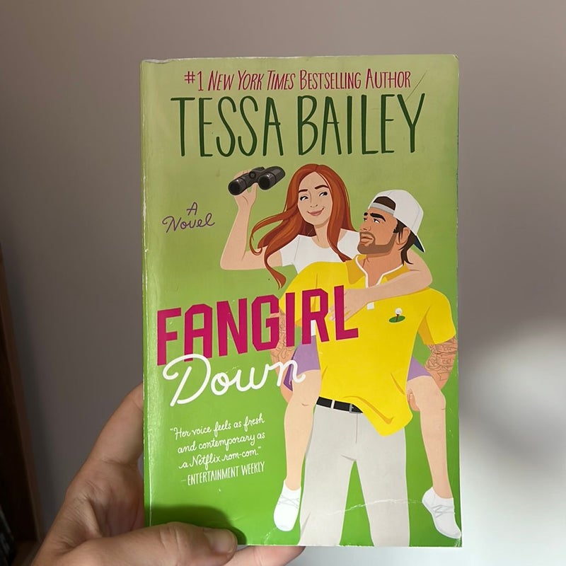 Fangirl Down by Tessa Bailey, Paperback | Pangobooks