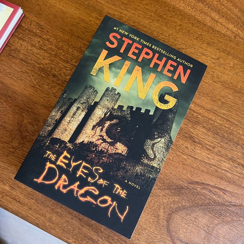 The Eyes of The Dragon by Stephen King, Paperback | Pangobooks