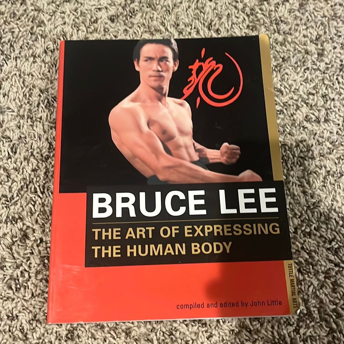 Bruce Lee the Art of Expressing the Human Body by Bruce Lee