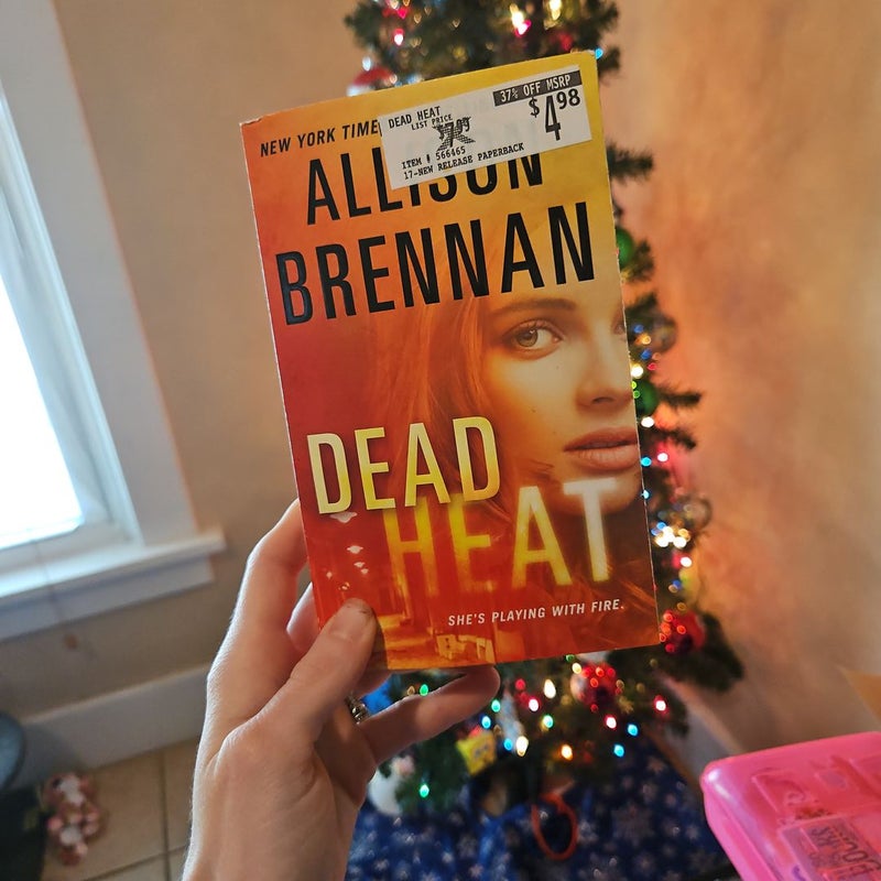 Dead Heat by Allison Brennan