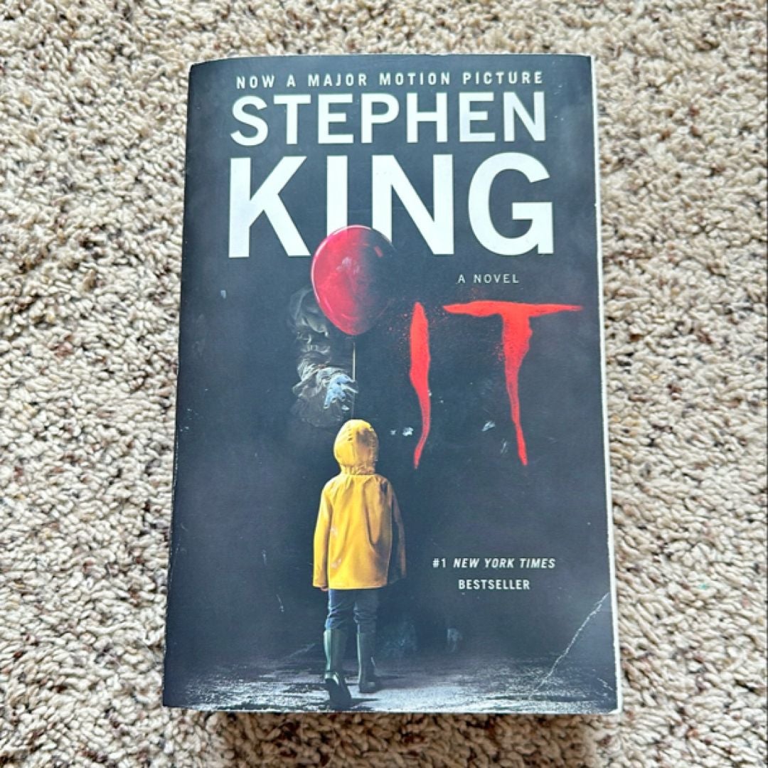 It by Stephen King, Paperback | Pangobooks