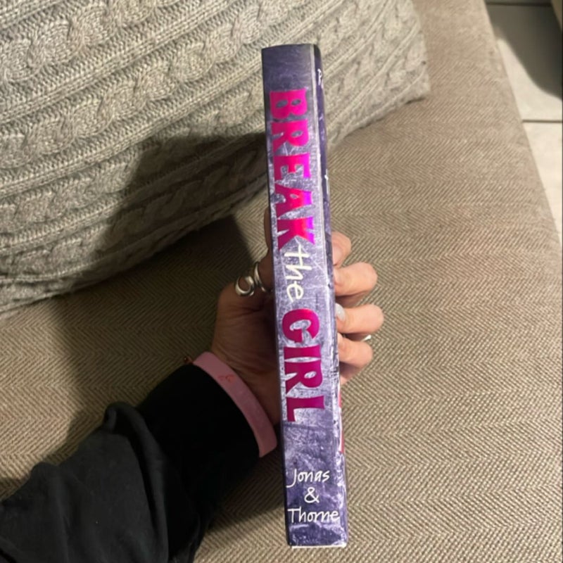 Break the Girl by Rachel Jones & Nikki Thorne, Hardcover | Pangobooks
