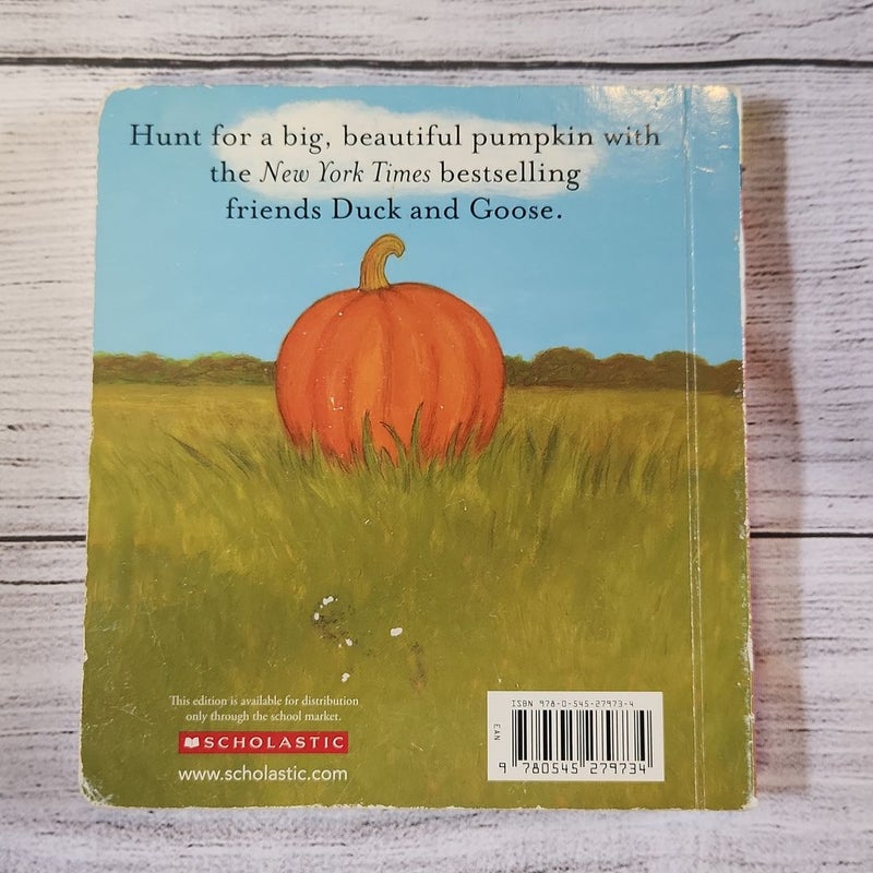 Duck & Goose Find a Pumpkin