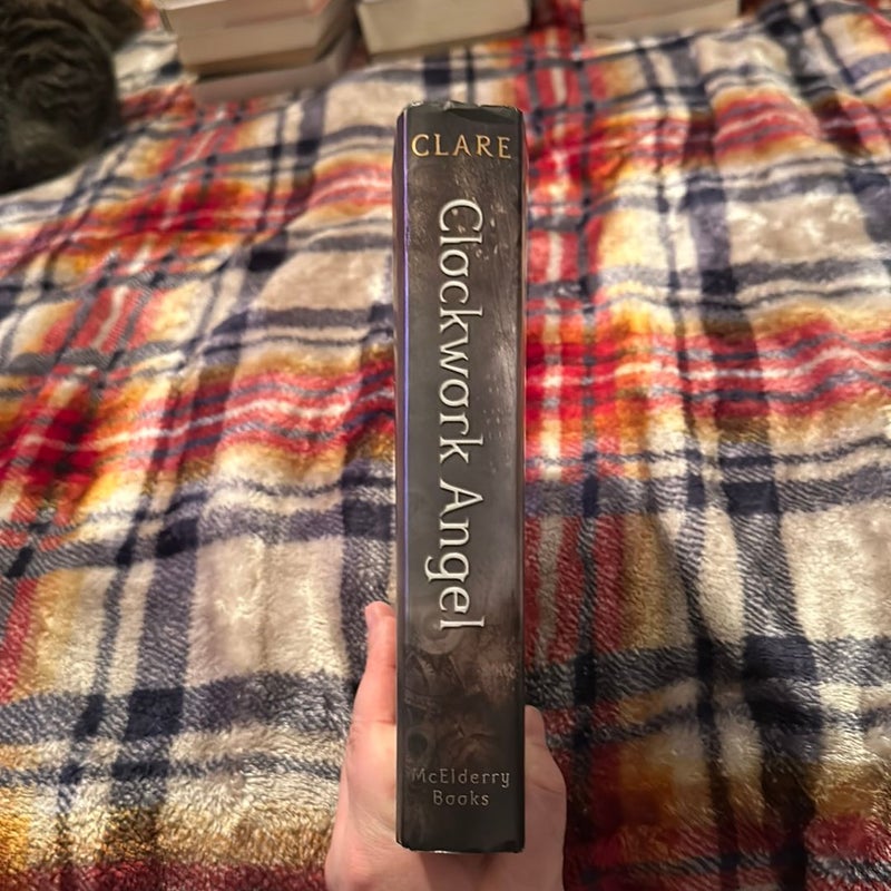 Clockwork Angel by Cassandra Clare, Hardcover | Pangobooks