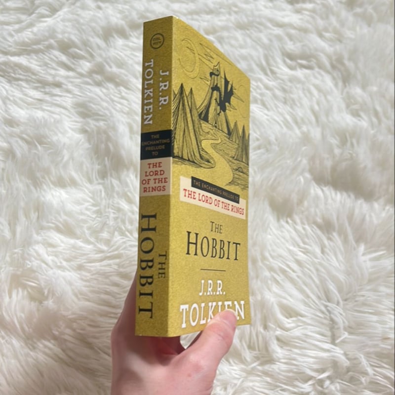 The Hobbit by J. R. R. Tolkien, Paperback | Pangobooks