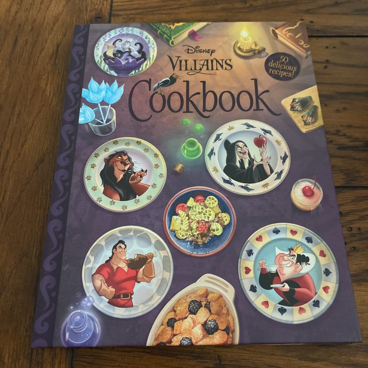 The Disney Villains Cookbook by Disney Books