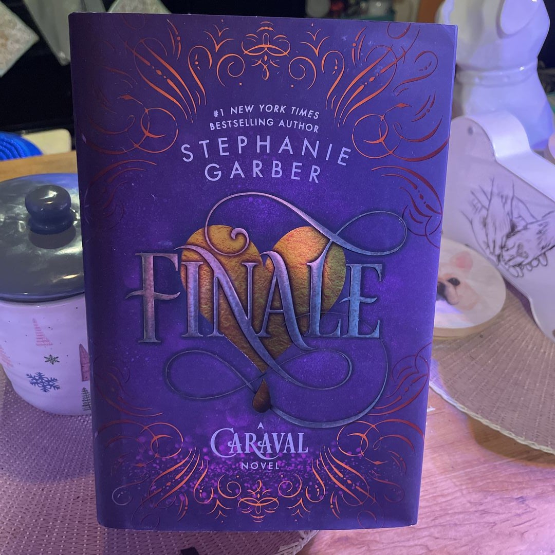Finale by Stephanie Garber, Hardcover | Pangobooks