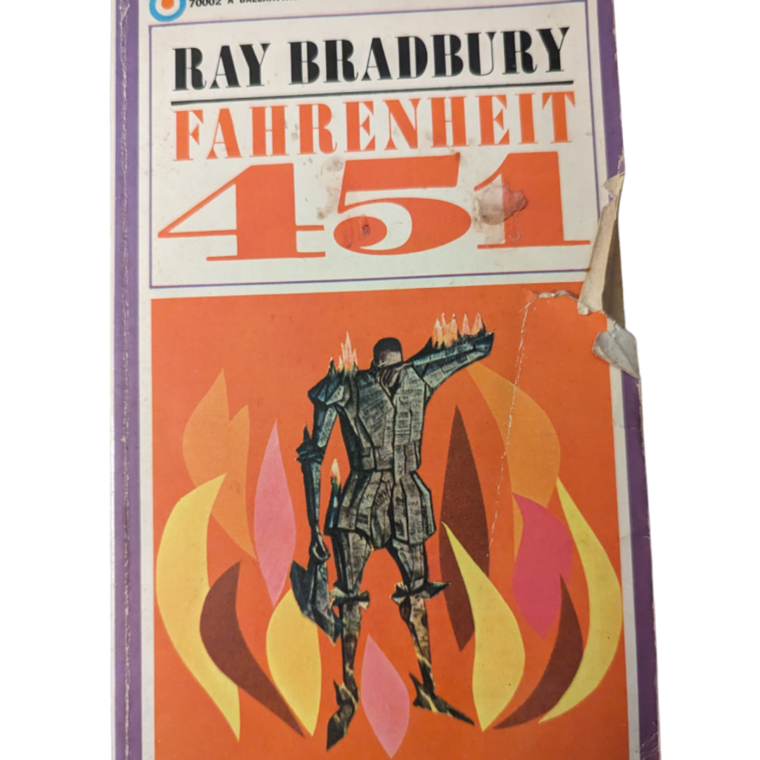 Fahrenheit 451 by Ray Bradbury , Paperback | Pangobooks