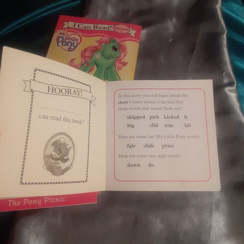 My Little Pony book lot! Phonics, Princess Collection, Ponyville ...