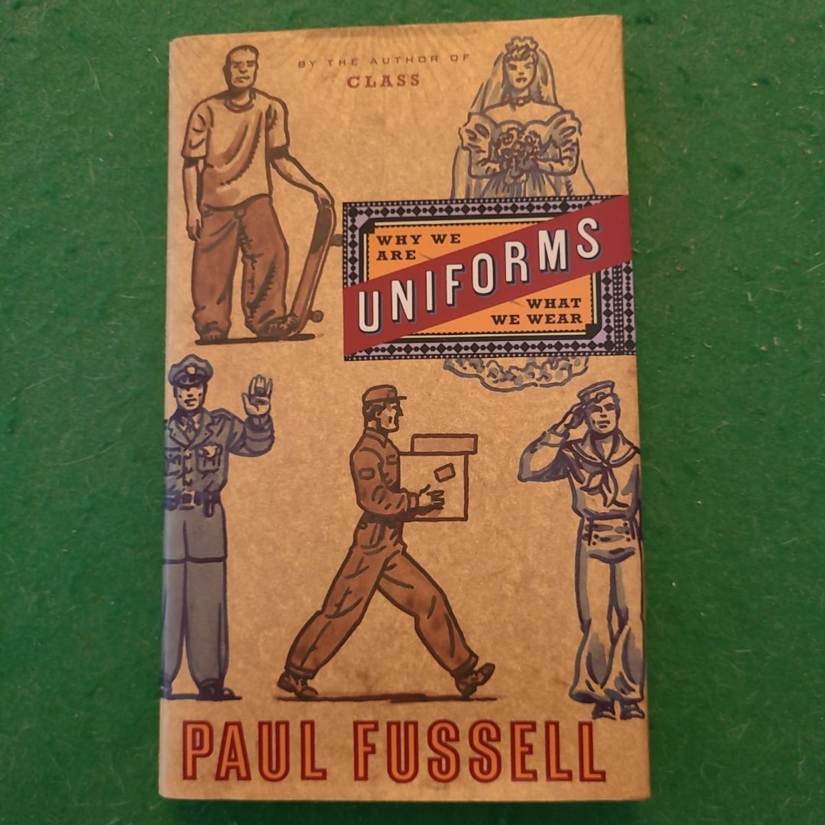 Uniforms by Paul Fussell