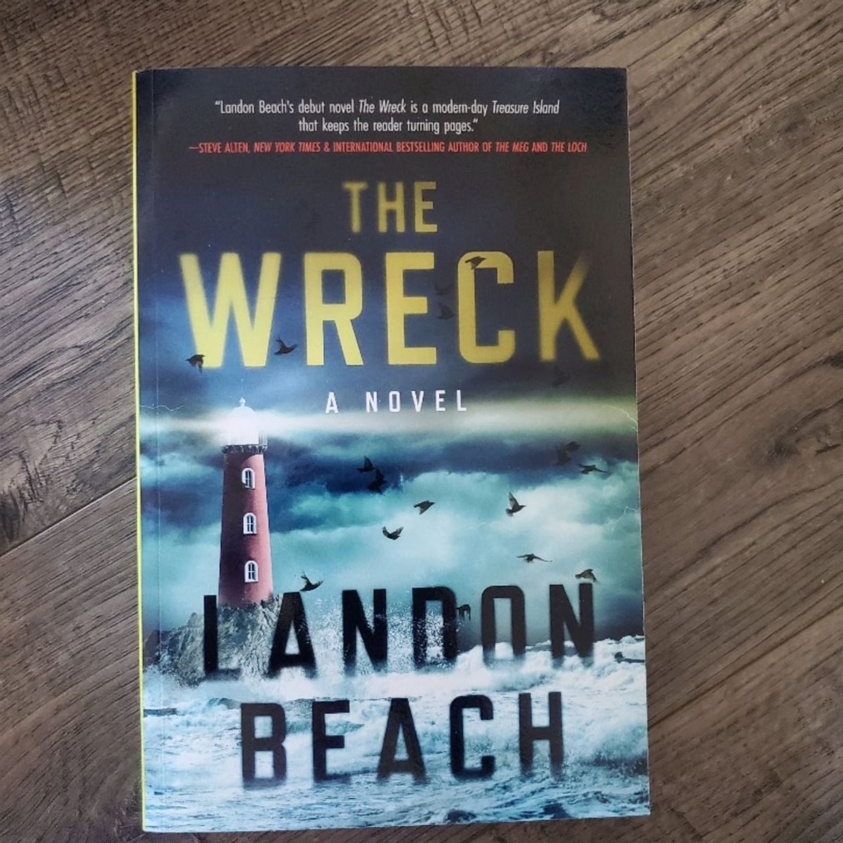 The Wreck by Landon Beach, Paperback | Pangobooks