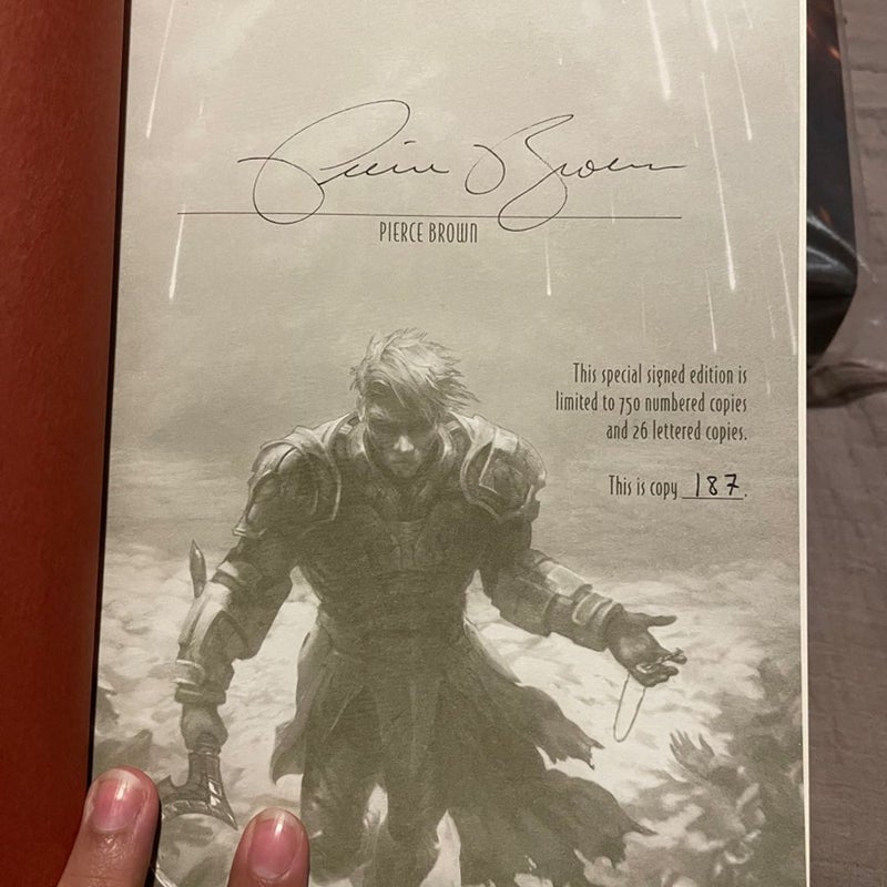 Red Rising by Pierce Brown, Hardcover | Pangobooks