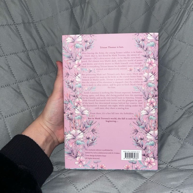 Salt Kiss by Sierra Simone, Hardcover | Pangobooks