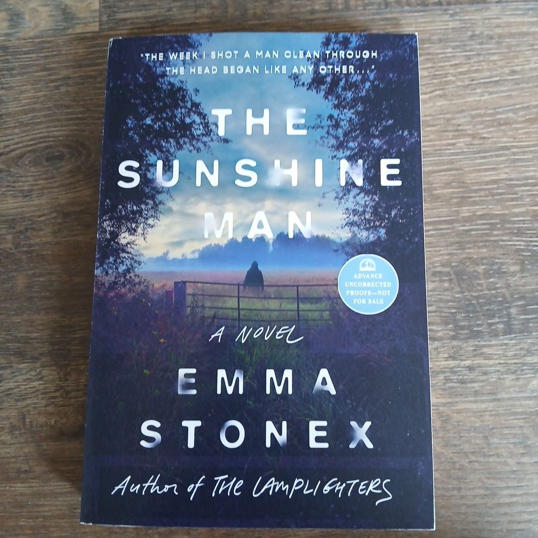 The Sunshine Man by Emma Stonex, Paperback | Pangobooks