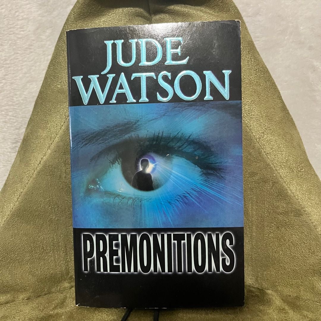 Premonitions by Jude Watson, Paperback | Pangobooks