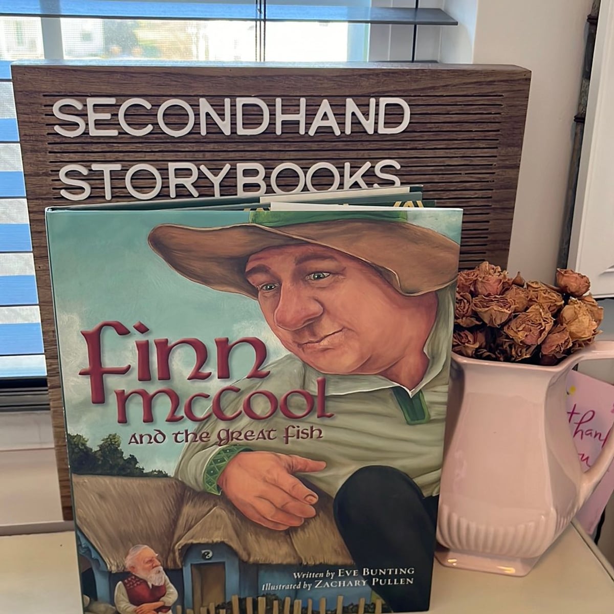 Finn Mccool and the Great Fish by Eve Bunting, Hardcover | Pangobooks