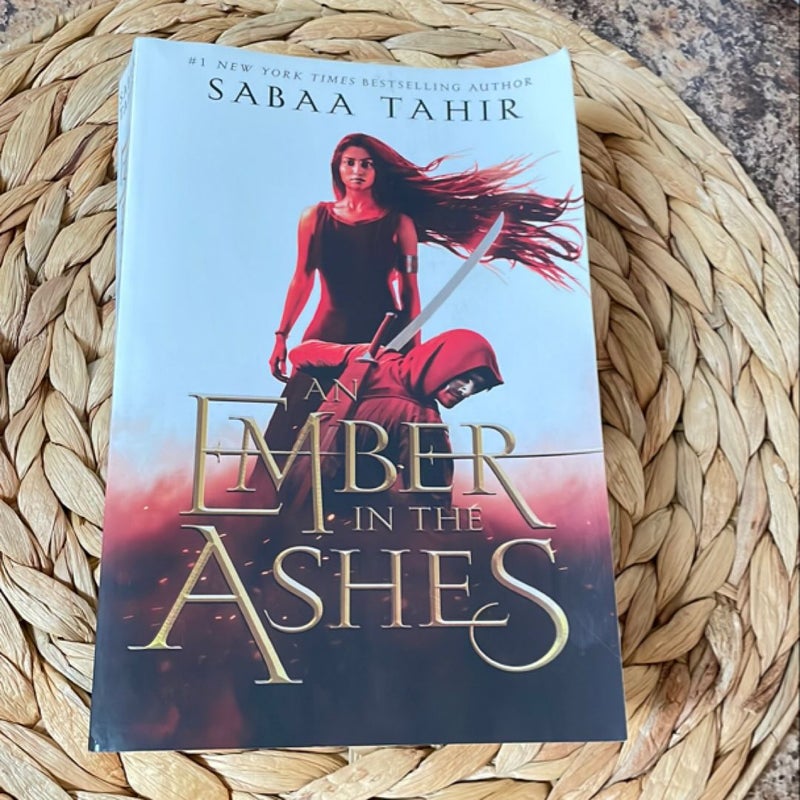 An Ember in the Ashes by Sabaa Tahir, Paperback | Pangobooks