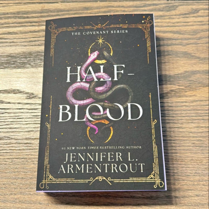 Covenant Series by Jennifer L. Armentrout, Paperback | Pangobooks