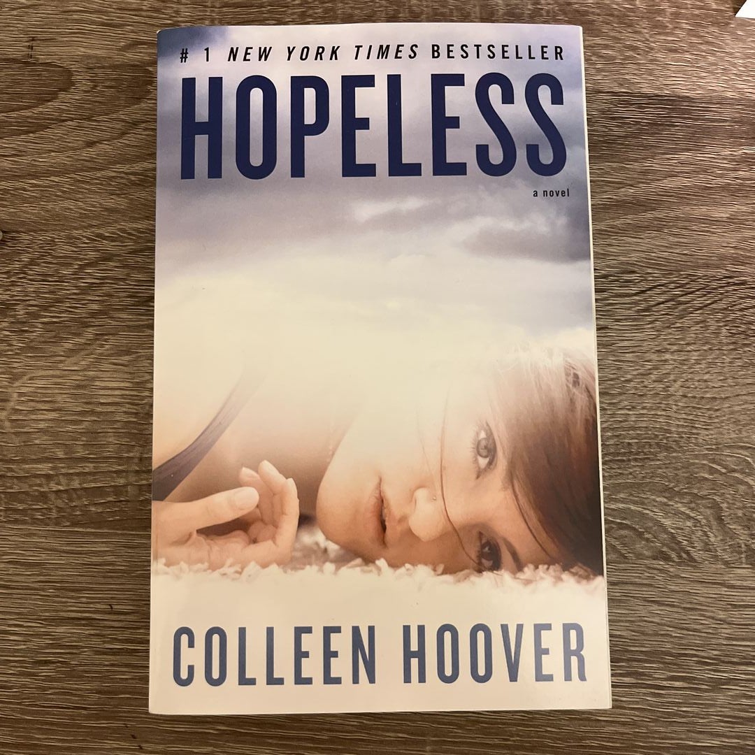 Hopeless by Colleen Hoover, Paperback | Pangobooks