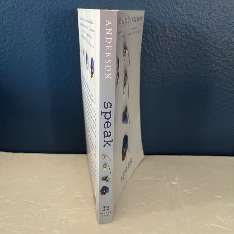 Speak - Paperback Book by Laurie Halse Anderson, Paperback | Pangobooks