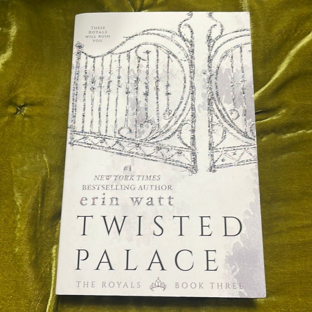 Twisted Palace by Erin Watt, Paperback | Pangobooks
