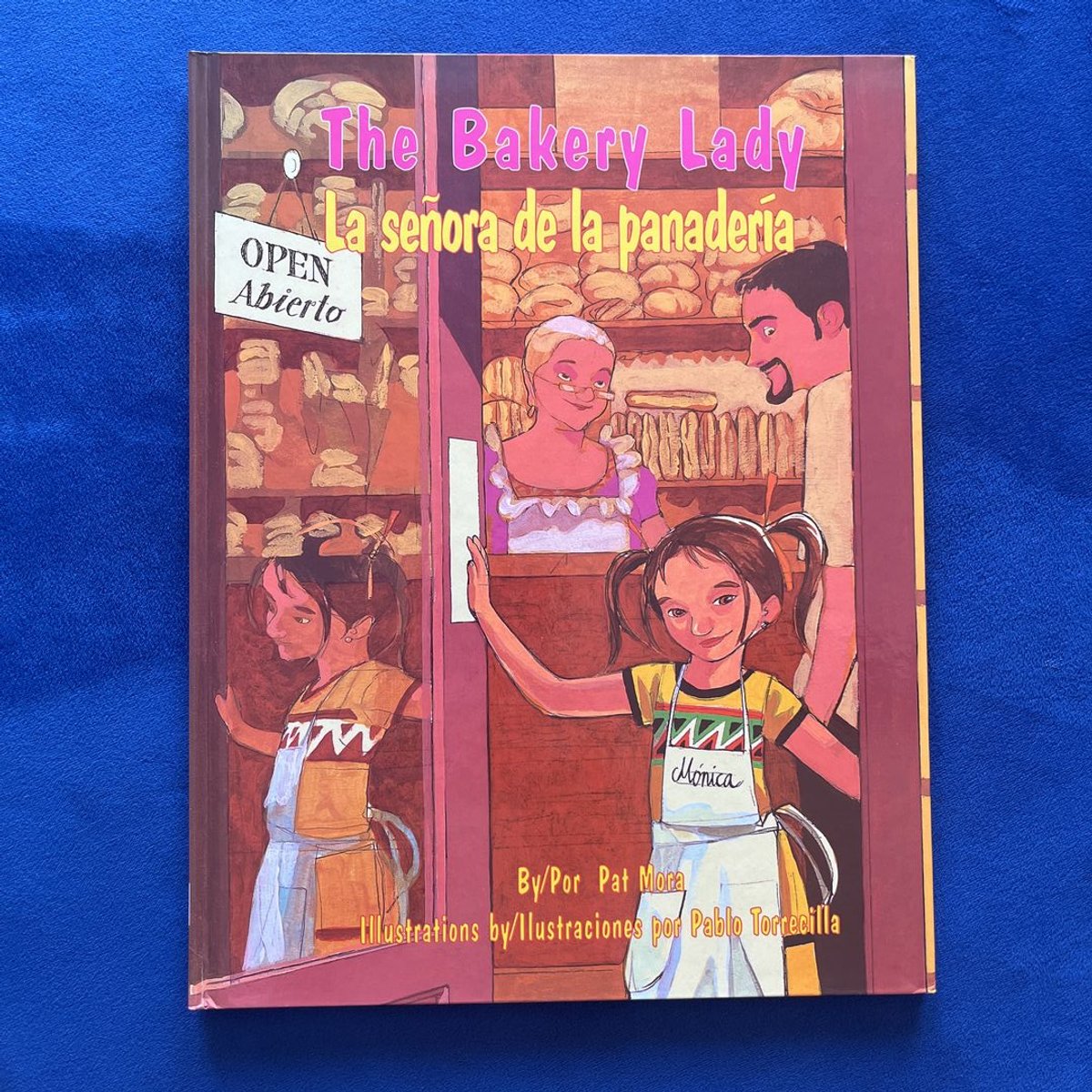 The Bakery Lady/la señora de la Panadería by Pat Mora, Gabriela Baeza ...