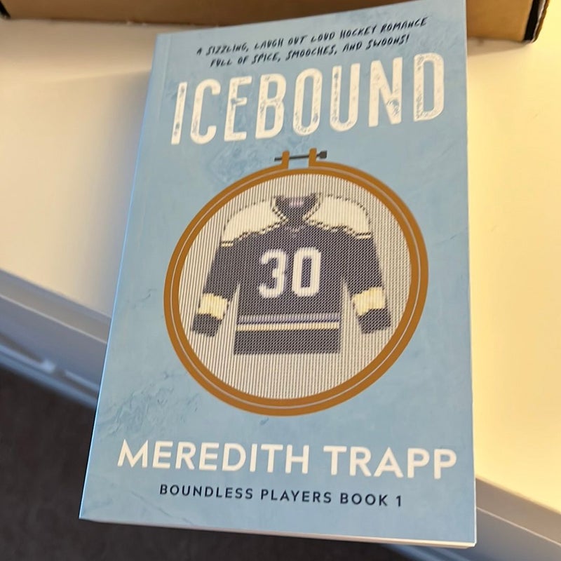 Icebound by Meredith Trapp, Paperback | Pangobooks