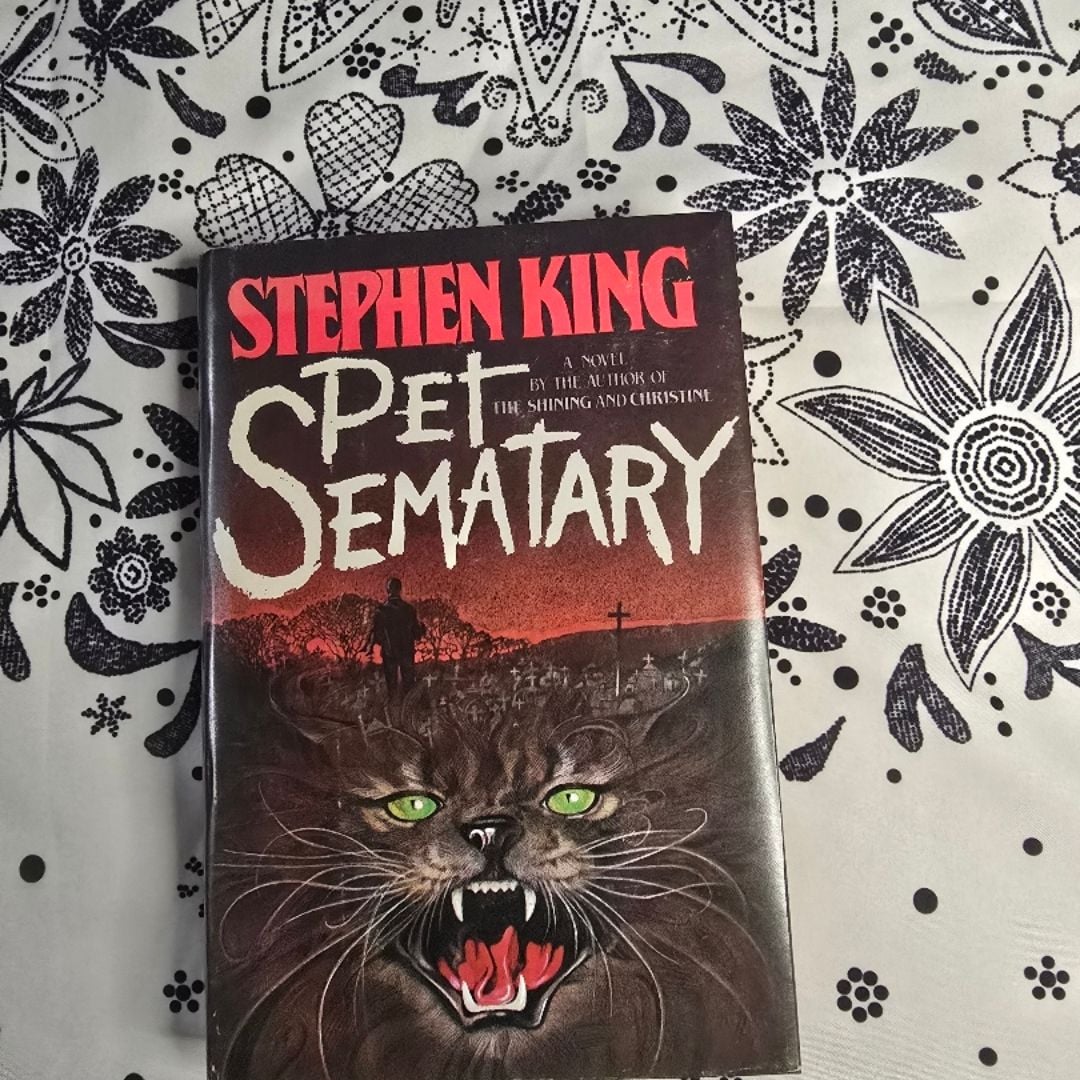Pet Semetary by Stephen King, Hardcover | Pangobooks