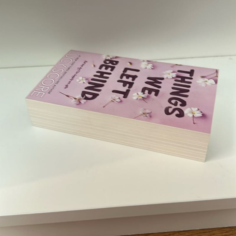 Things We Left Behind by Lucy Score , Paperback | Pangobooks