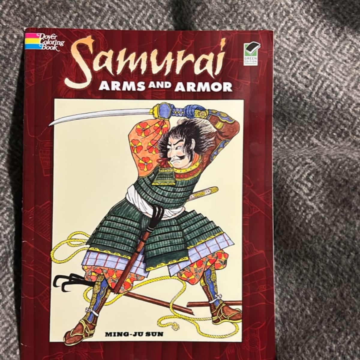 Samurai Arms and Armor by Ming-Ju Sun