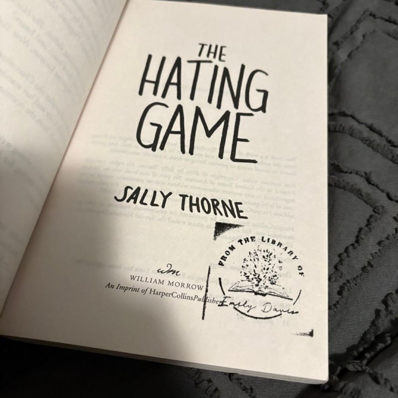 The Hating Game by Sally Thorne, Paperback | Pangobooks
