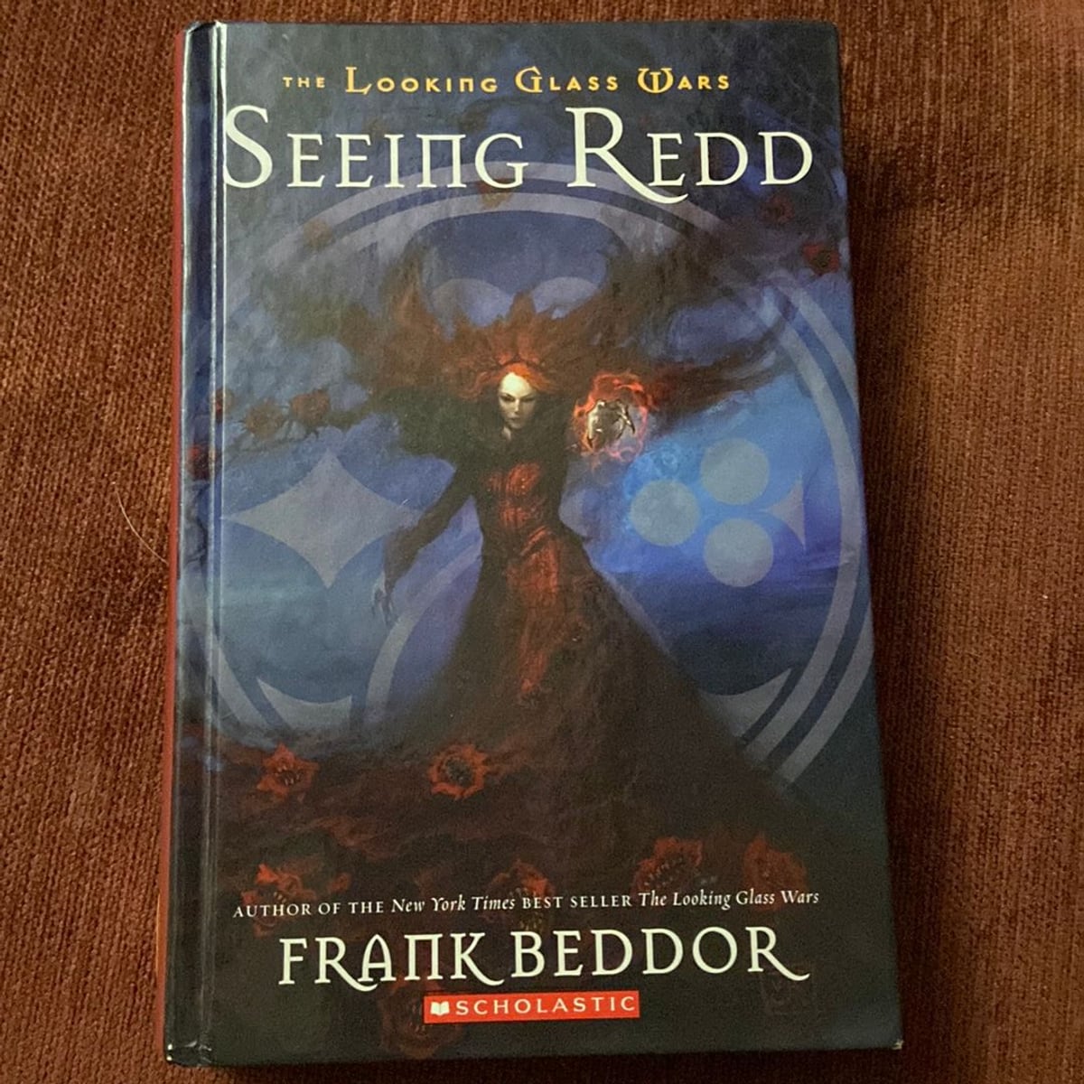 Seeing Red by Frank Beddor, Hardcover | Pangobooks