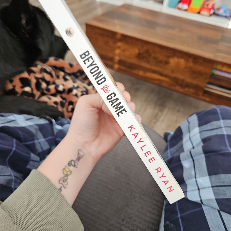Beyond the Game by Kaylee Ryan, Paperback | Pangobooks