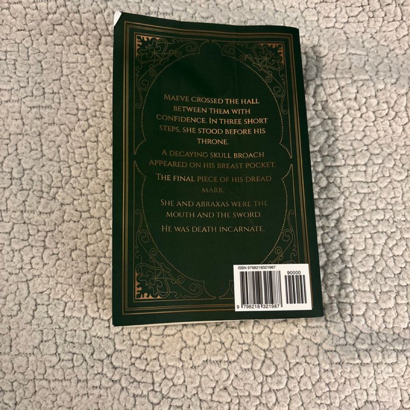 The Dread Descendant by Lauren Cate Leake