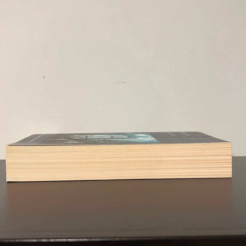 Dracula by Bram Stoker; Brooke Allen, Paperback | Pangobooks