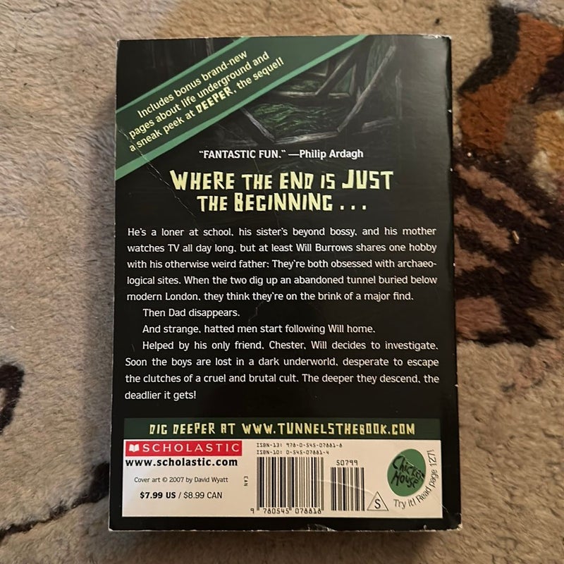 The Tunnels by Roderick Gordon