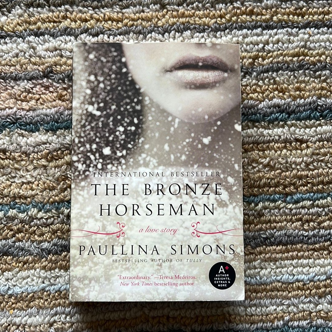 The Bronze Horseman by Paullina Simons, Paperback | Pangobooks