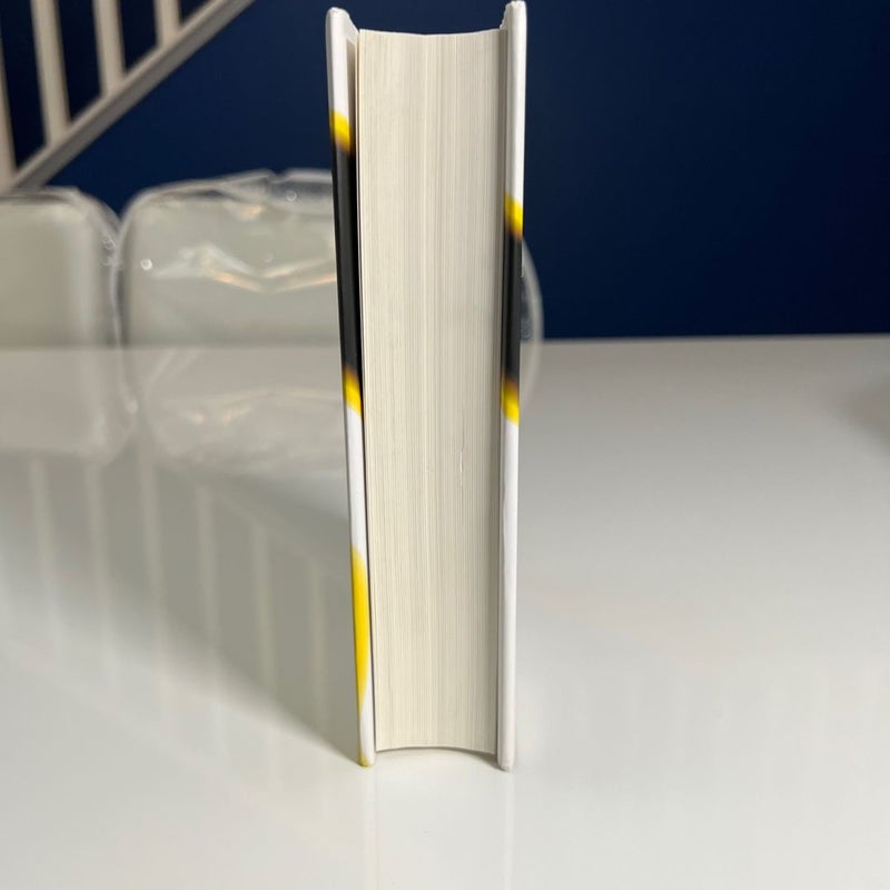 Understanding Media by Marshall McLuhan, Hardcover | Pangobooks