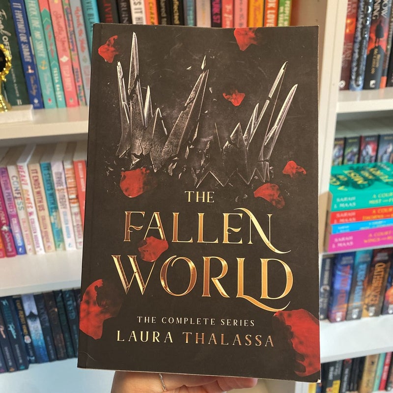 The Fallen World by Laura Thalassa, Paperback | Pangobooks