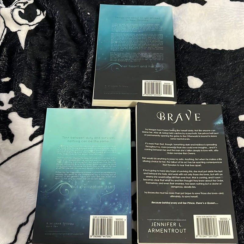 Wicked Trilogy by Jennifer L Armentrout, Paperback | Pangobooks