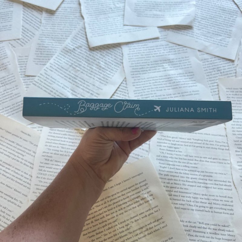 Baggage Claim by , Paperback | Pangobooks