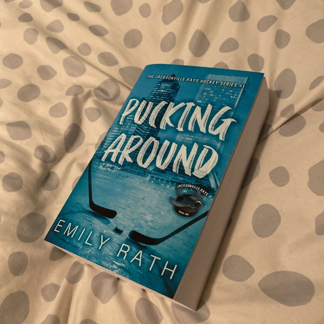 Pucking around by Emily Rath, Paperback | Pangobooks