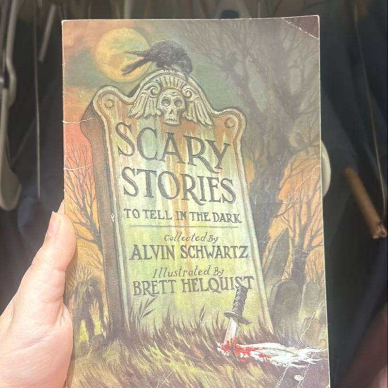 Scary stories to tell in the dark by Alvin schwartz , Paperback ...
