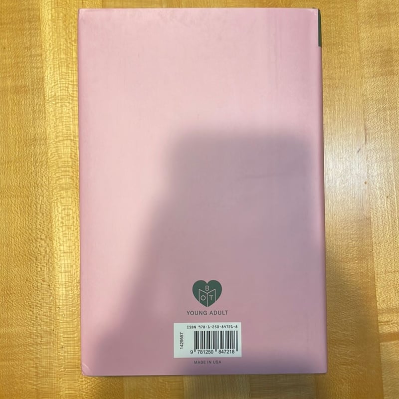 Gwen and Art Are Not in Love by Lex Croucher, Hardcover | Pangobooks