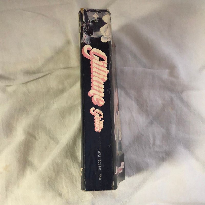 Gilliane by Roberta Gellis, Paperback | Pangobooks